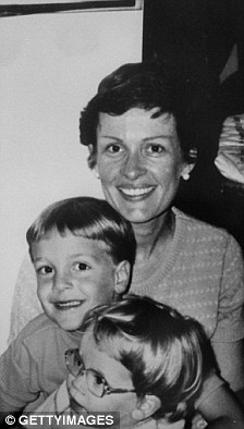 Murderous Ministers Pt. 1 – Walker Railey – True Crime Cases w. Lanie